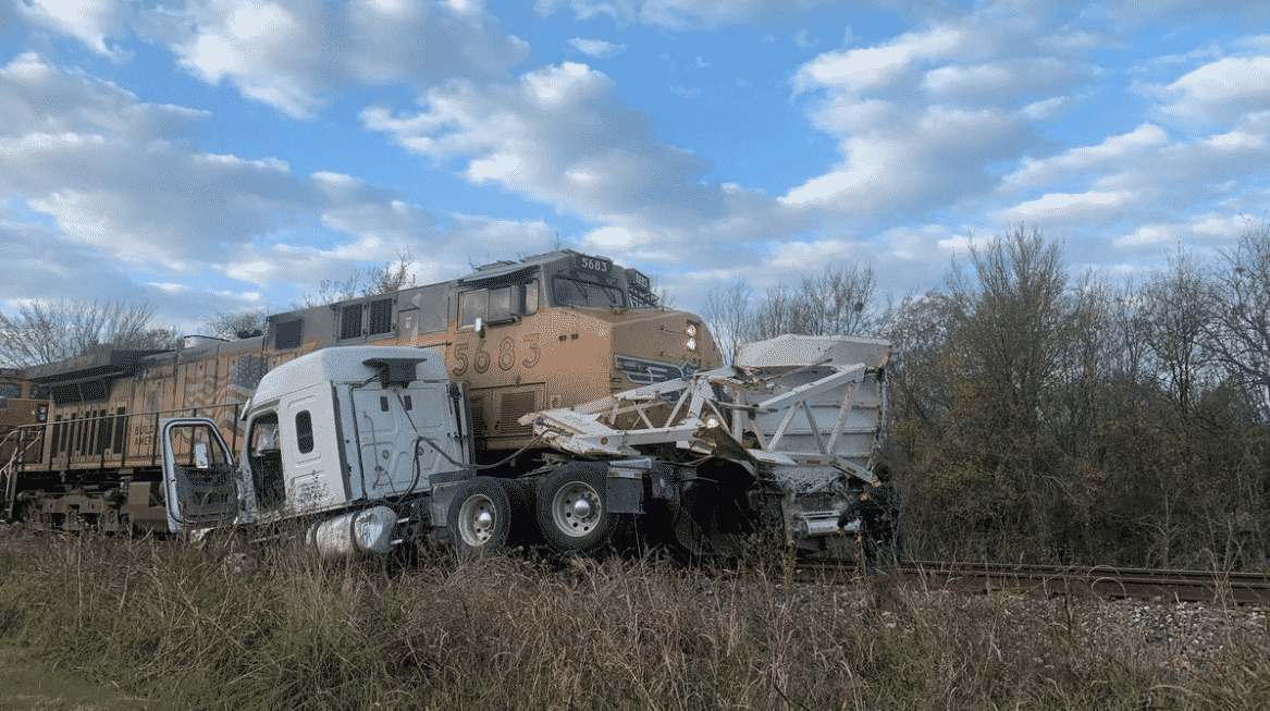 Truck driver hospitalized after train crash on Wellborn and Dowling Rds ...